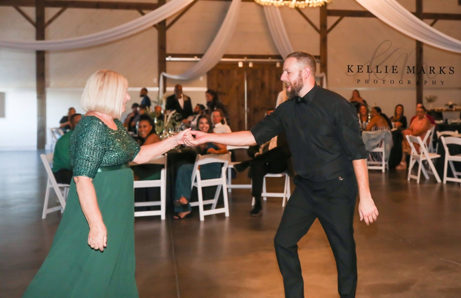 Crystal & Justin {Kellie Marks Photography} - Frieden Farms