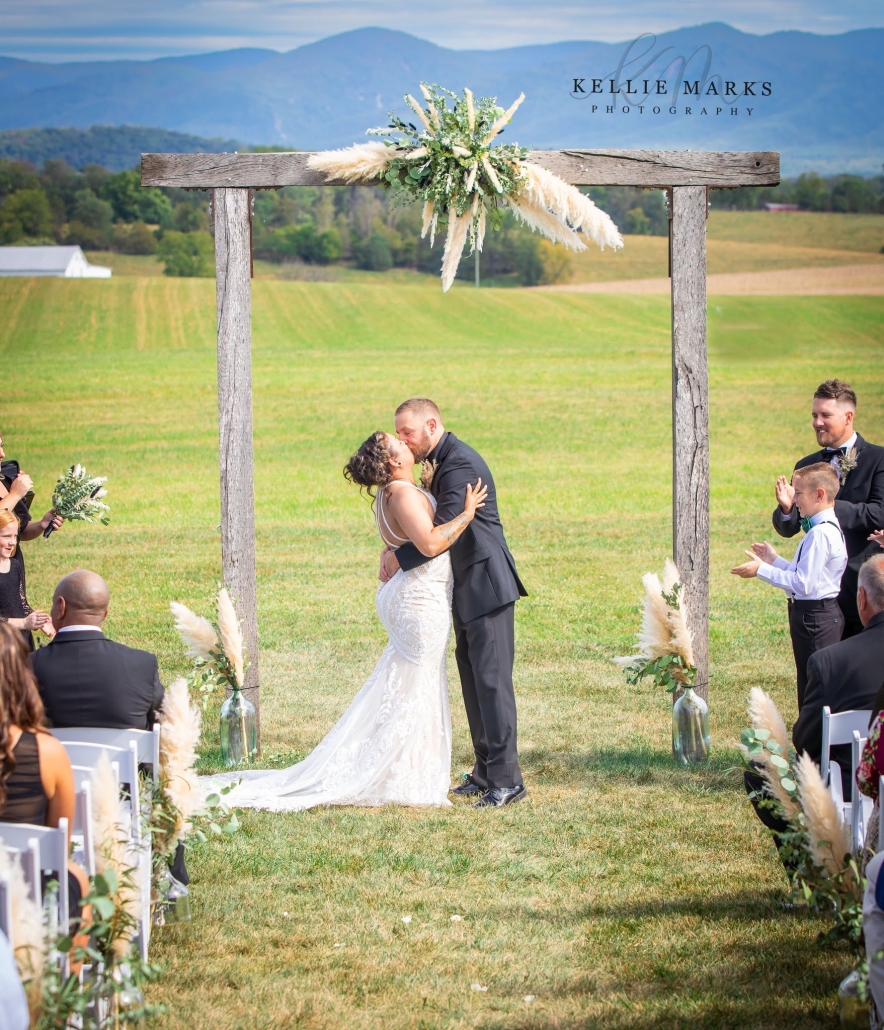 Crystal & Justin {Kellie Marks Photography} - Frieden Farms